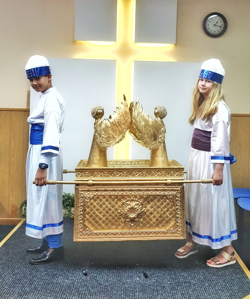 Chivotul legământului- machetă - scoala-duminicala. ro Proverbe 22:6